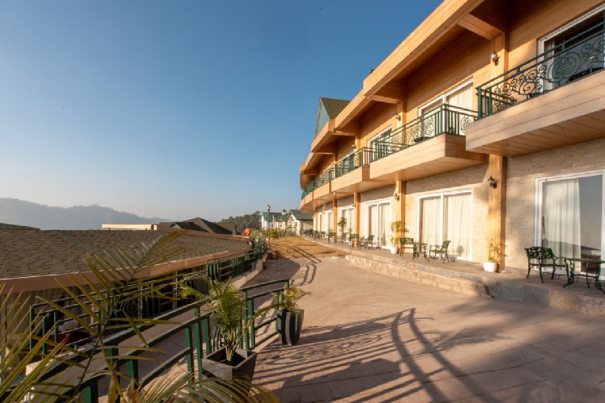 Luxury Resort In Kasauli | Rosastays